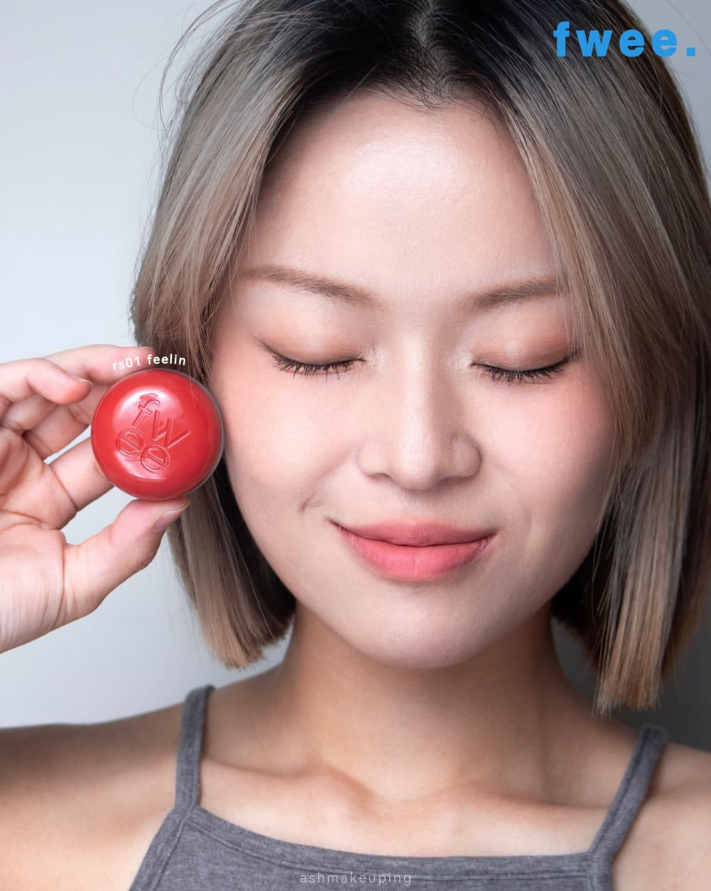 美妝界新寵兒 🍮可愛爆表的fwee布丁膏 （7款腮紅、眼影盤心得整理） - ash (@itsmeee_) | Dcard