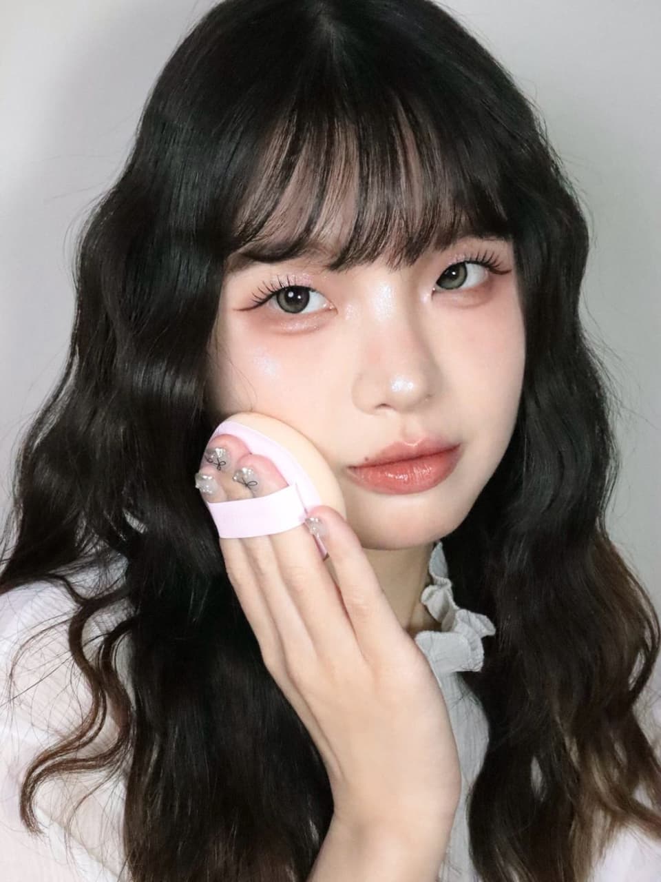 對的上妝工具年輕10歲 (˶‾᷄ꈊ‾᷅˵) - 厭世少女𝘀𝘁𝗮𝗿 (@starfan) | Dcard