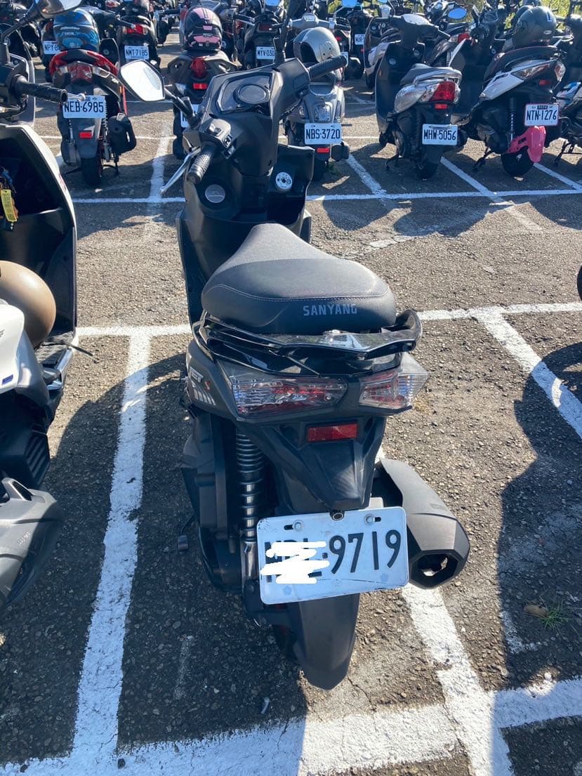 安全帽鏡片 - 靜宜大學板 | Dcard