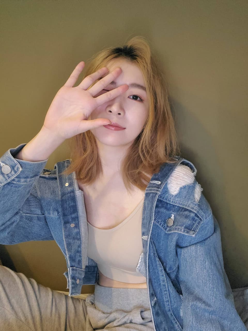 溫柔乾燥色系妝容 - QM (@qmart) | Dcard