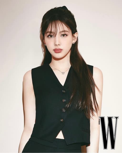 #分享 娜璉 x Swarovski x W Korea - TWICE板 | Dcard
