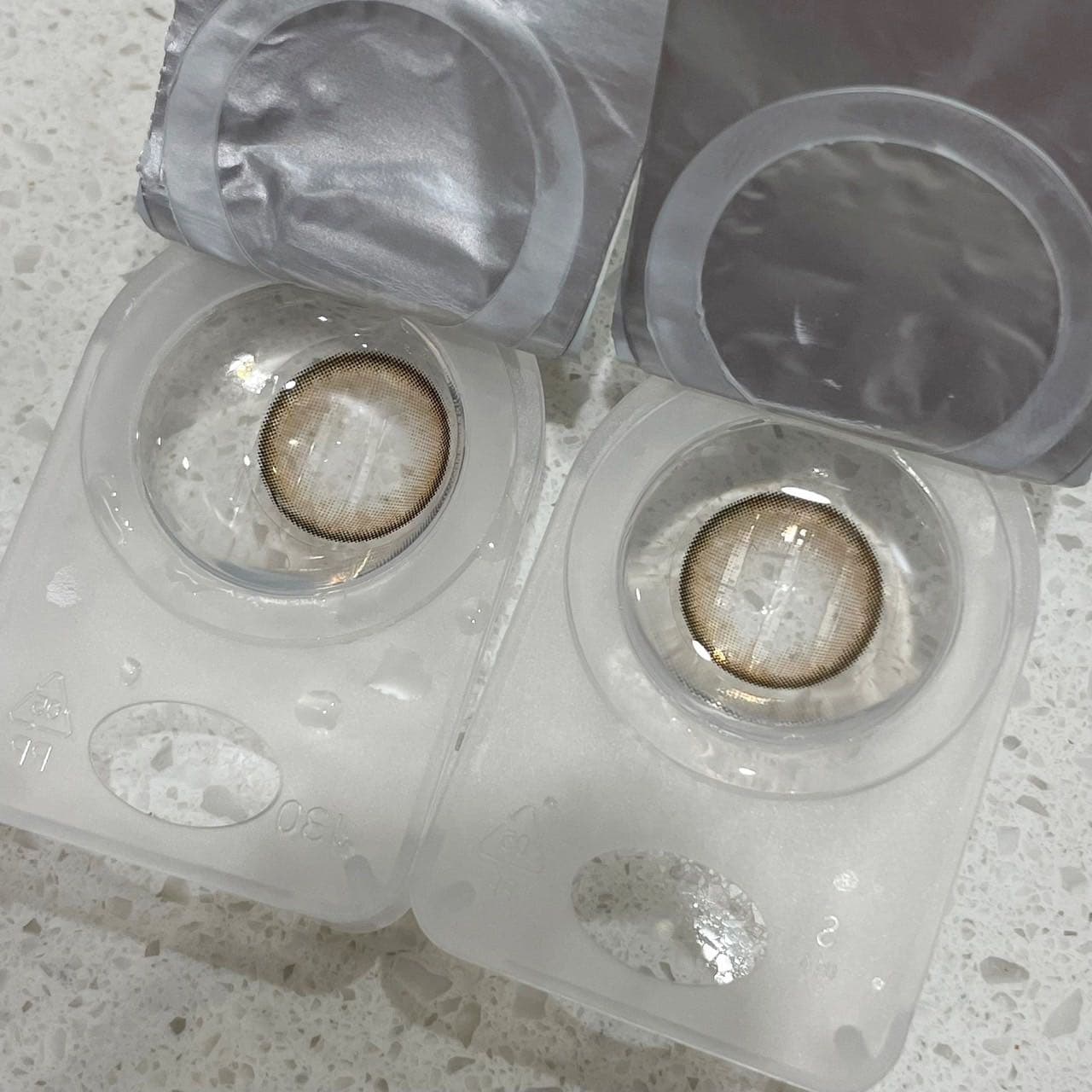 #分享 綺芙莉Givre日拋2色初開箱 - 隱形眼鏡板 | Dcard