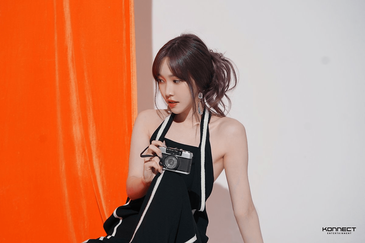 #翻譯 #Post 220901【YujuPost】"Yuju=畫報美食店" 承認1004次！ - GFRIEND板 | Dcard