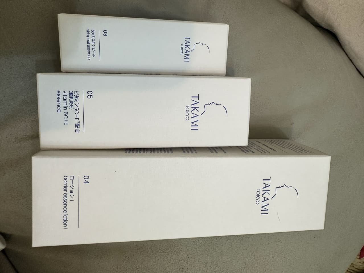 #我要賣 #我要賣 TAKAMI 小藍瓶/肌亮露l/5C+E精華 - 二手交易板 | Dcard