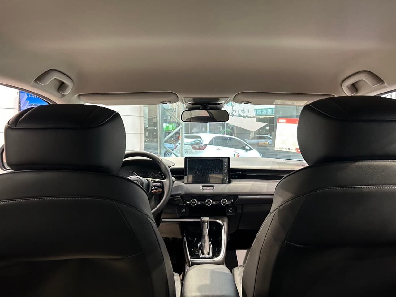 購車選擇 HRV VS CC ? - 汽車板 | Dcard