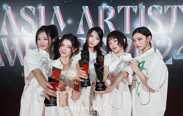 #分享 2024 AAA 紅毯、得獎獎項及表演彙整 - NewJeans(NJZ)板 | Dcard