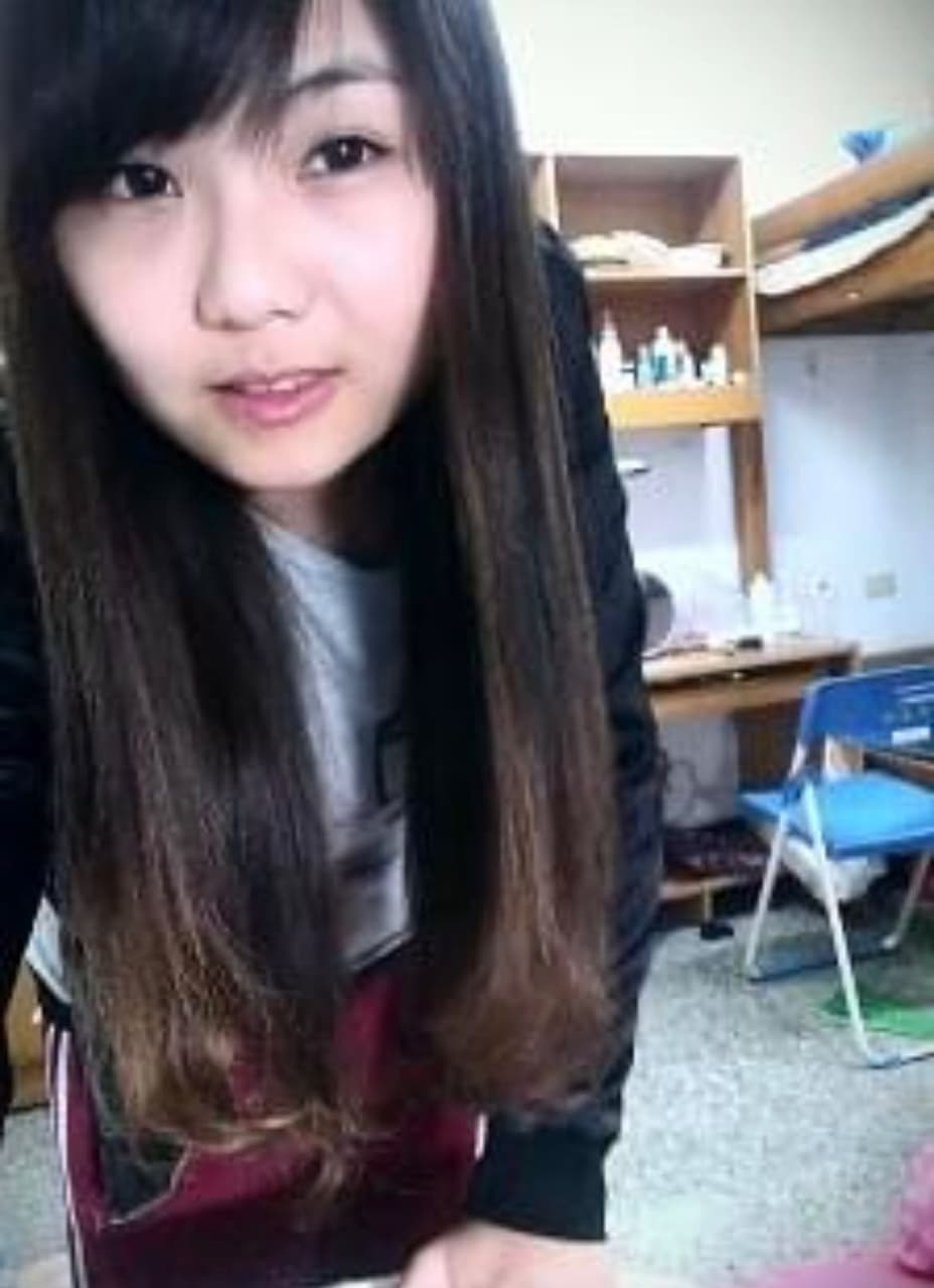 這個女生是誰啊? 表特板 Dcard