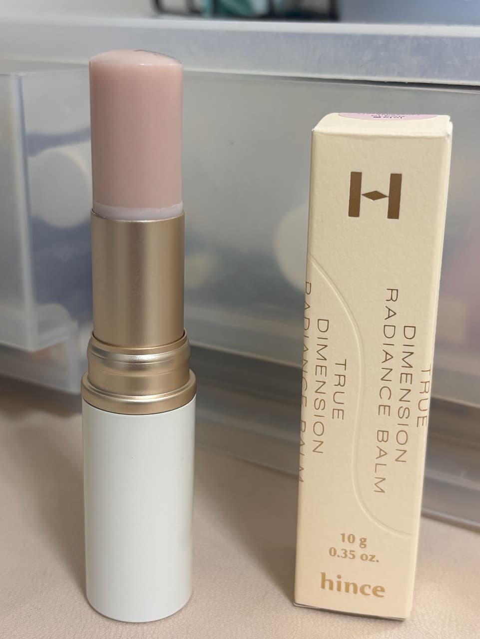 #我要賣 【hince】 臻綵綻放透亮高光棒 Tp001 clear - 二手交易板 | Dcard