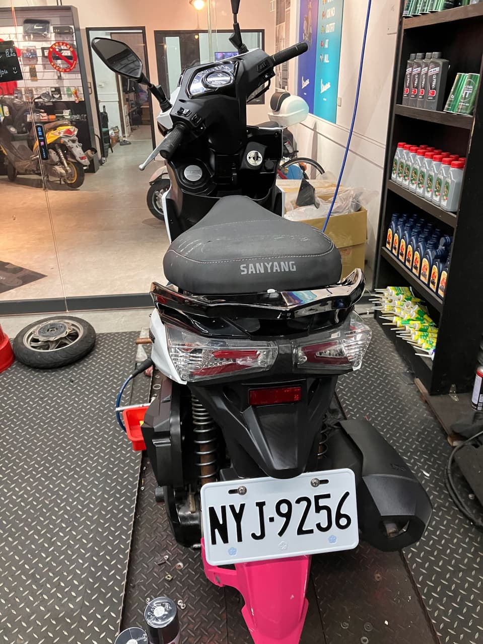 賣jet sr - 慈濟科技大學板 | Dcard