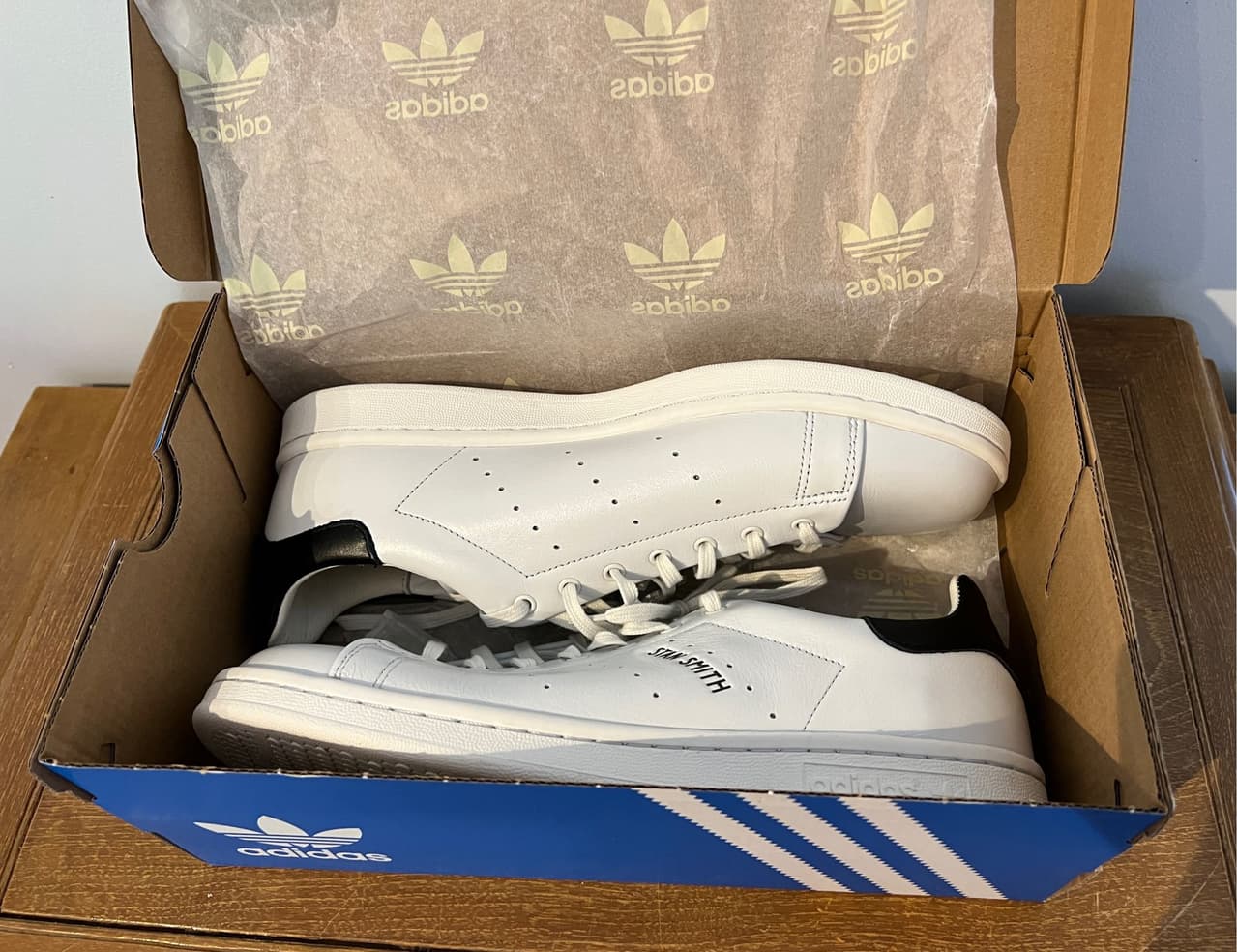 #分享 #開箱 Y-3 和 Adidas Stan Smith & Ultraboost - 穿搭板 | Dcard