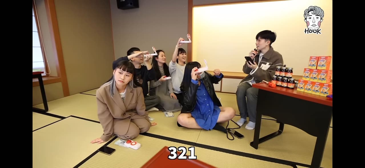 Hook工作室新成員Komi跟敏蒨！ - YouTuber板 | Dcard