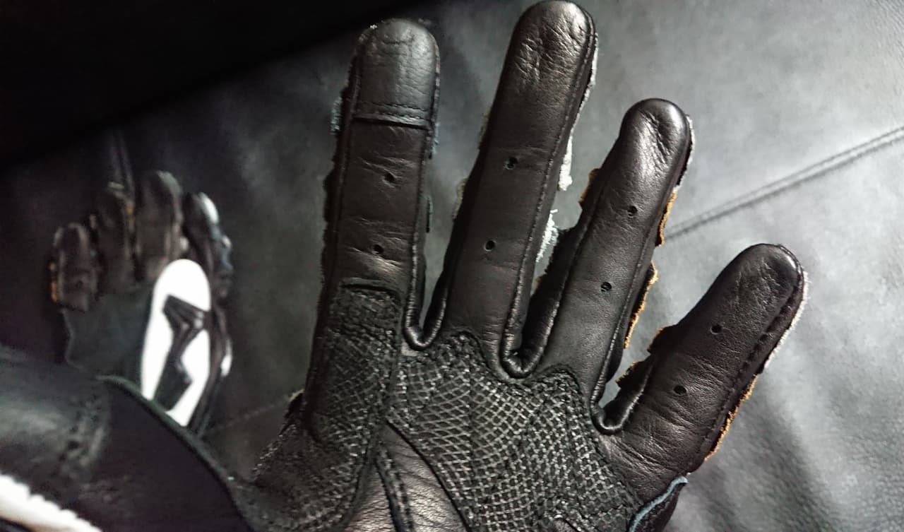 #人身部品 人身部品 Kushitani Air GPS (K-5340) 開箱心得 - 重機板 | Dcard