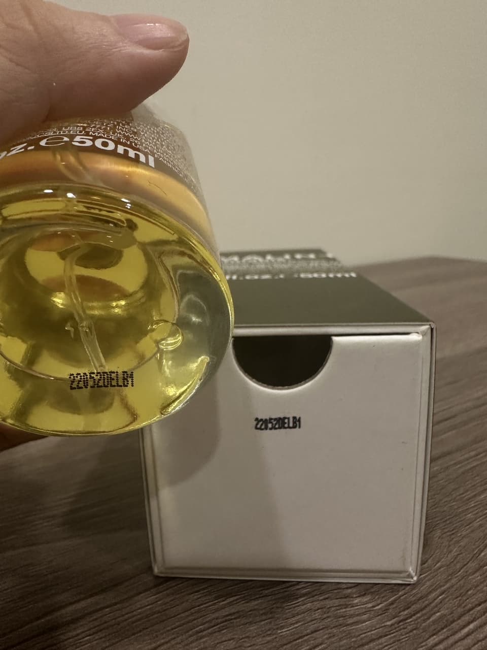 #我要賣 MALIN+GOETZ大麻草淡香精 Cannabis Eau De Parfum 50ml - 二手交易板 | Dcard