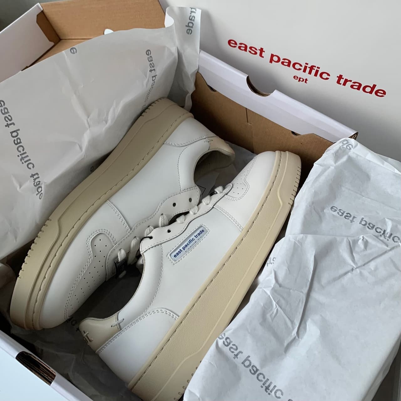 #分享 EPT韓國實體店+開箱復古奶油鞋🧈 - 穿搭板 | Dcard