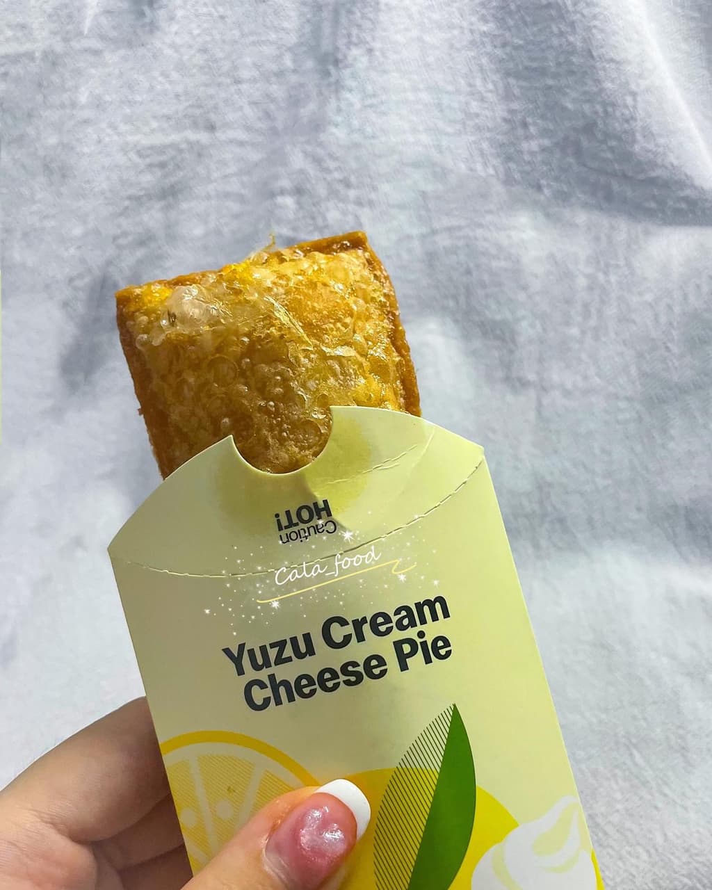 柚子cream cheese pie 新加坡麥當勞限定🔥 - cala (@cala_food) | Dcard