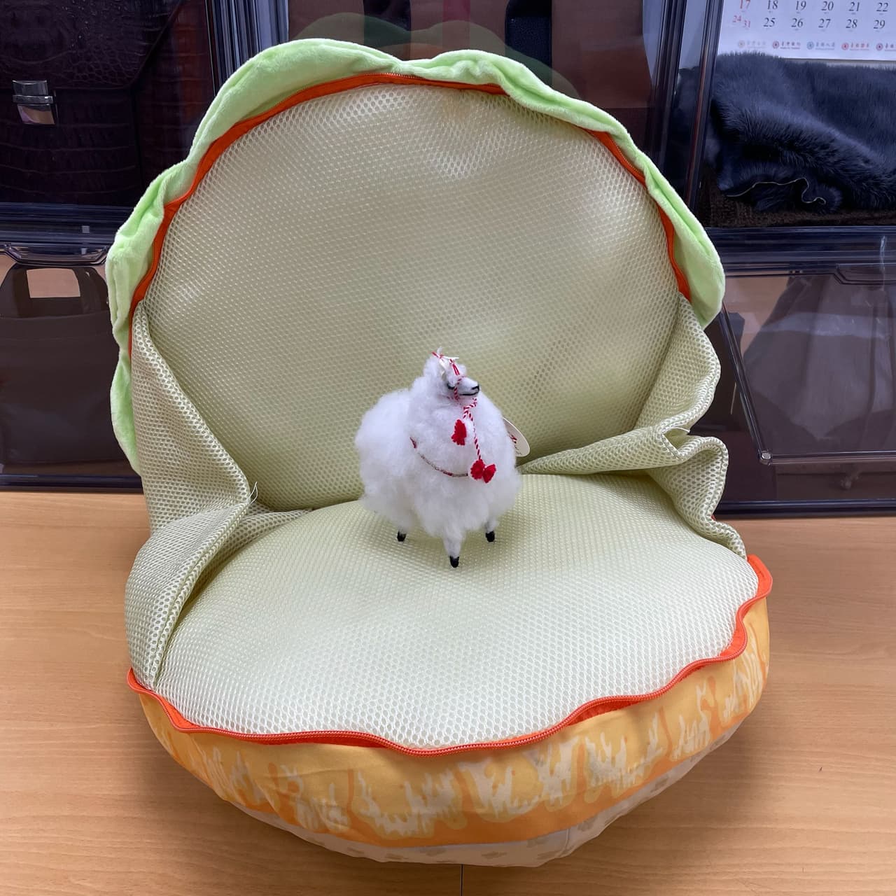 RFP開箱：超級隨機的聖誕交換禮物體驗🍔 - RFP服裝雜談 (@rfidea_9527) | Dcard