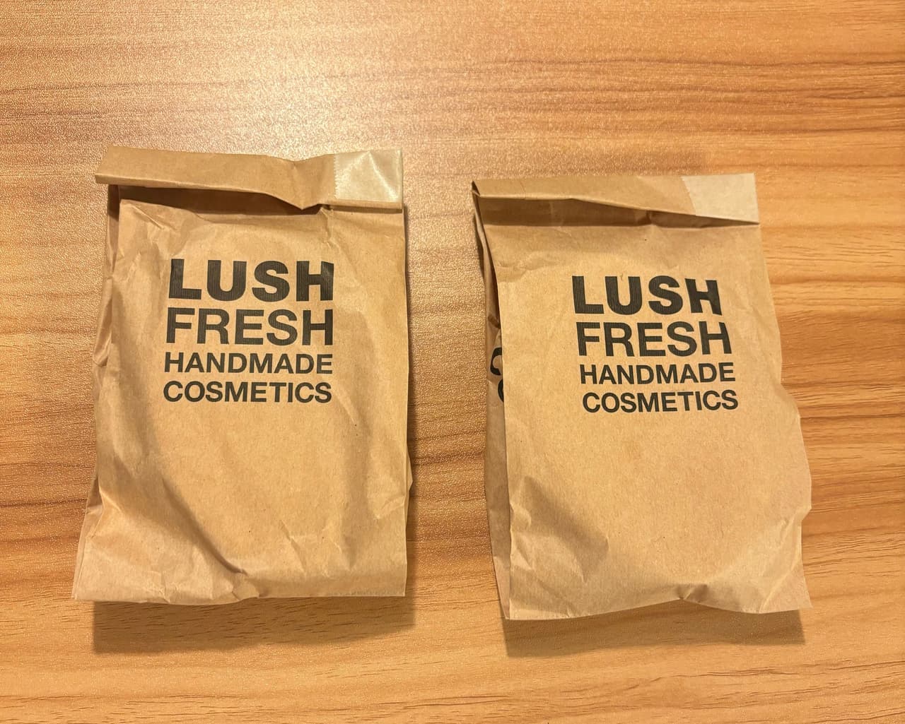 #我要賣 （售完）Lush Deep Sleep 鎂鹽按摩芭 - 二手交易板 | Dcard