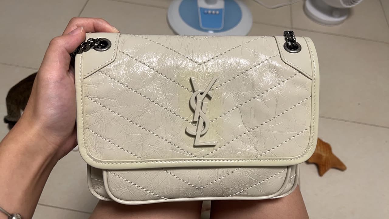 #問題 #詢問 ysl niki baby瑕疵？ - 精品板 | Dcard