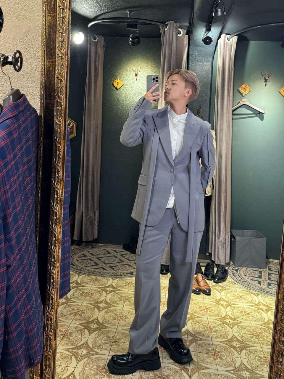 高雄西裝店推薦！身高166cm也能駕馭的西裝店 - 張張 🦔 (@chyin11) | Dcard