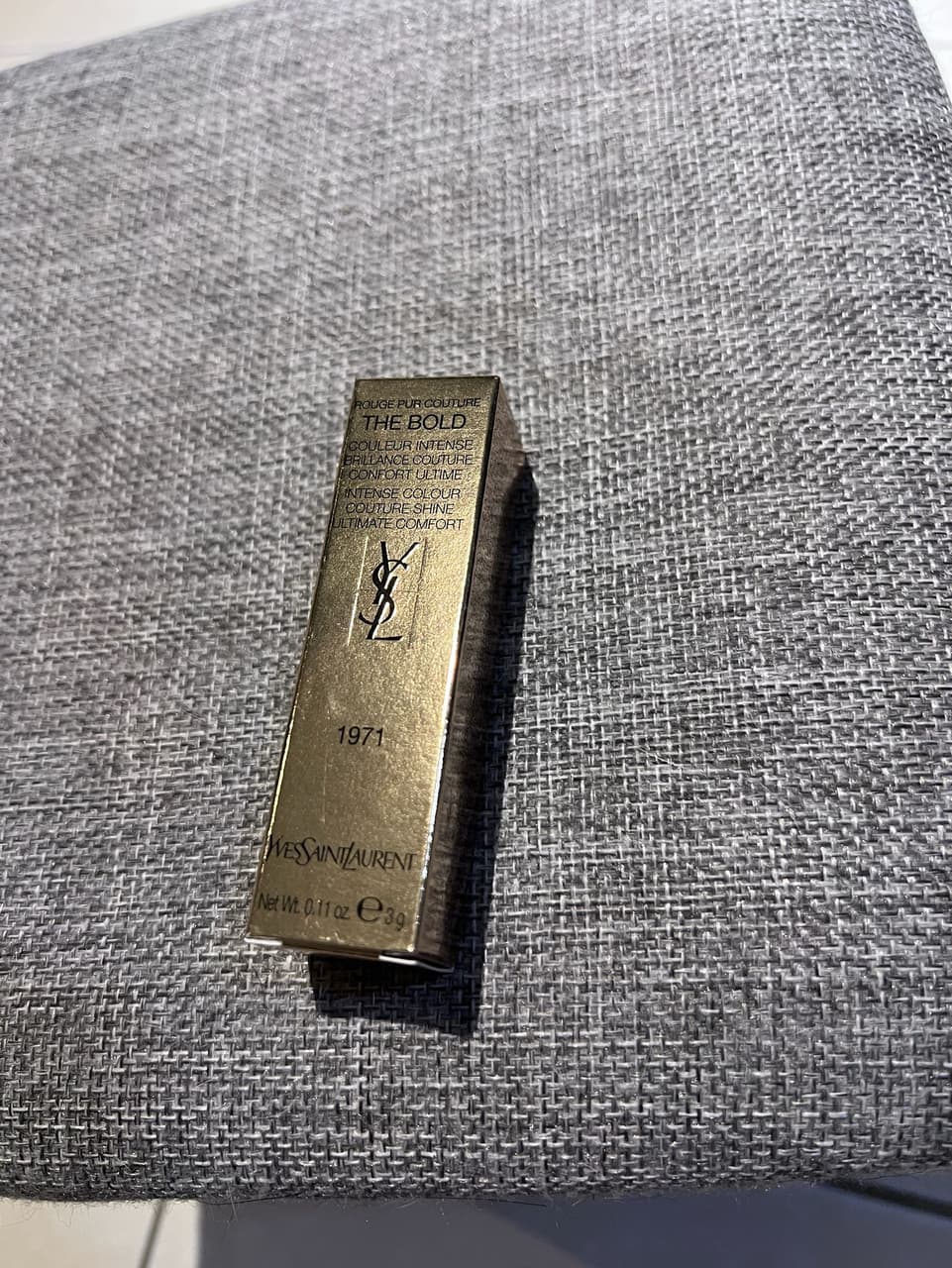 #我要賣 YSL 奢華緞面釉惑唇膏 1971 - 二手交易板 | Dcard