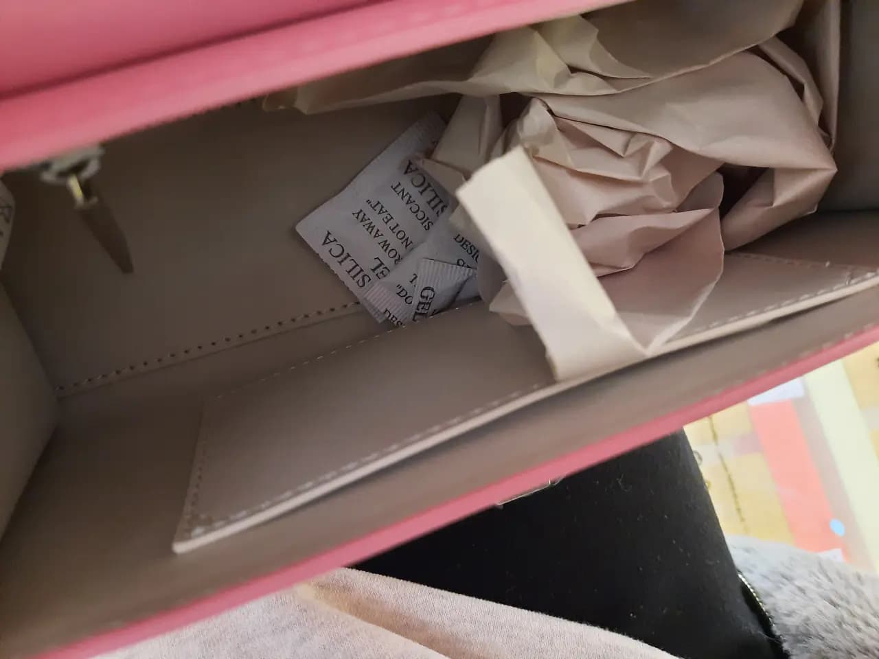 #我要賣 #我要賣 售 ROBINMAY RM 寧語秘境 奶油粉色 包包/肩背/側背 - 二手交易板 | Dcard