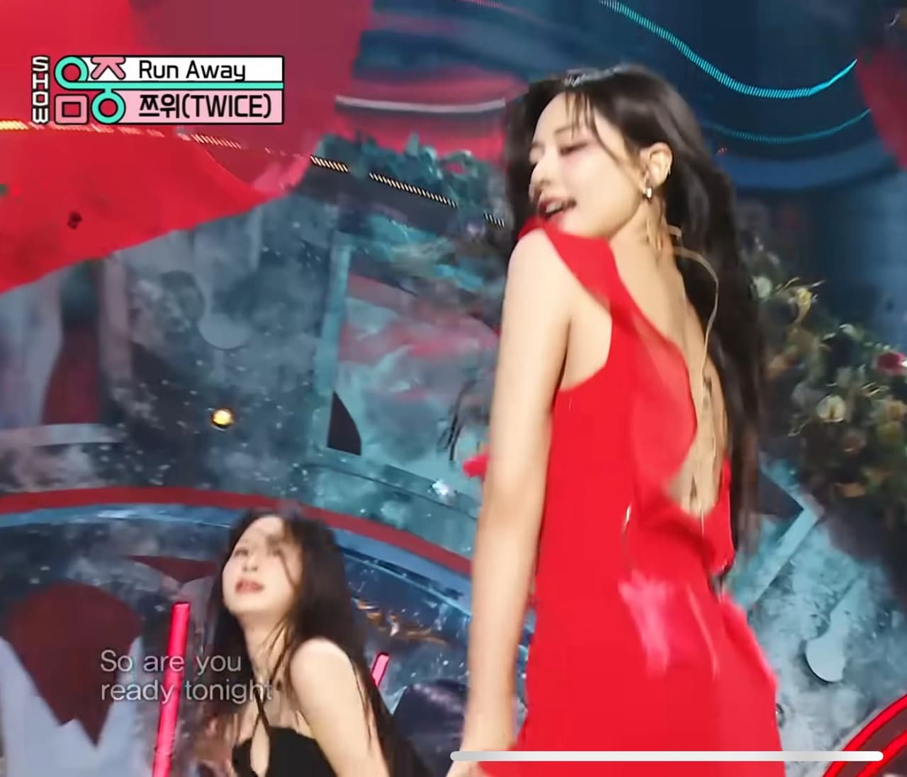 #趣事 子瑜solo末放打歌服來自也叫「Run Away」的服裝品牌😍3000元就可以入手！💃🏻💃🏻💃🏻 - TWICE板 | Dcard