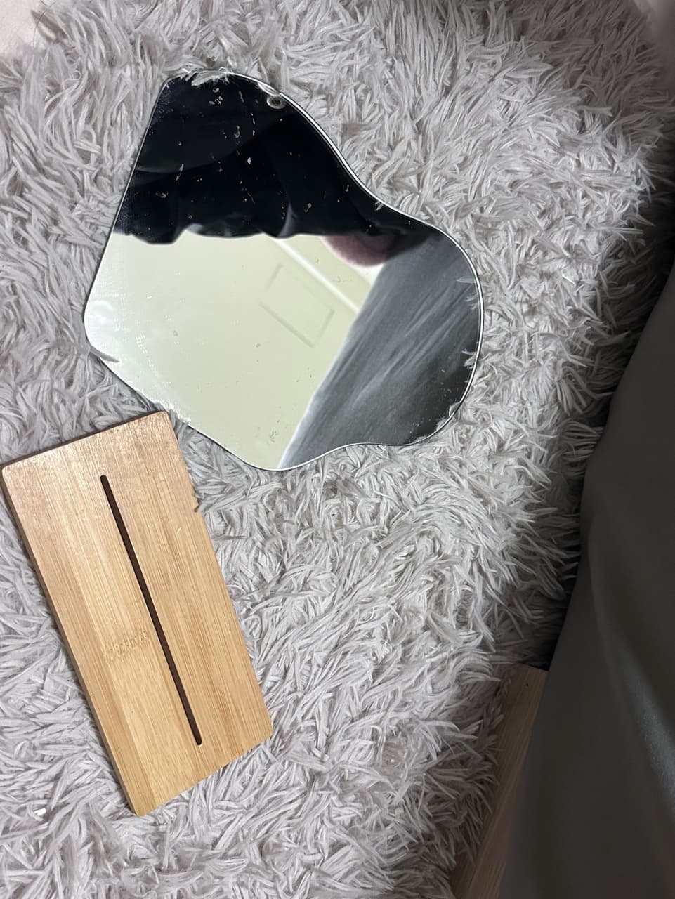 #贈送 贈送 鏡子、口紅 - 贈物板 | Dcard