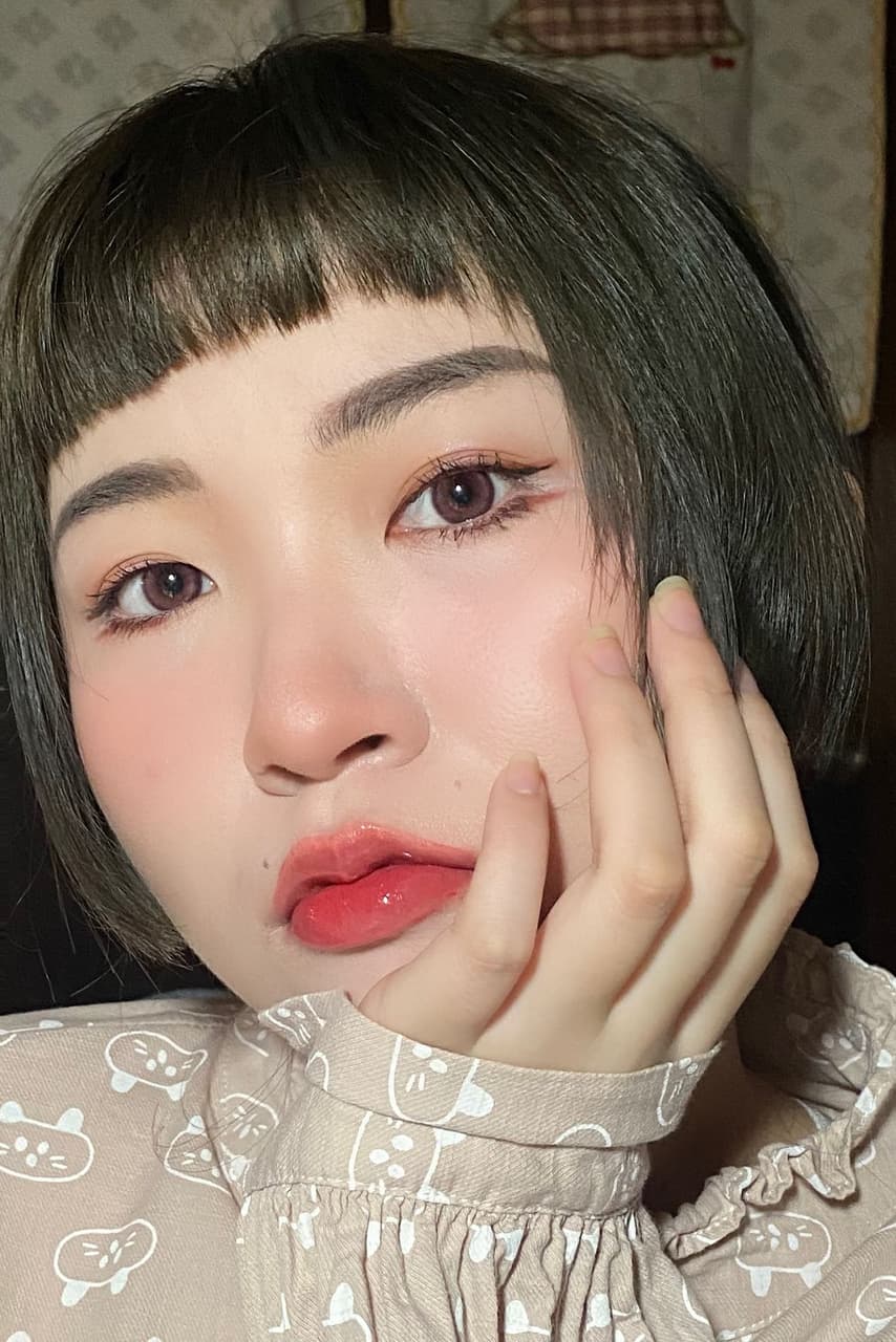 #分享 karacon chic color 寶貝粉 月拋實戴 - 隱形眼鏡板 | Dcard