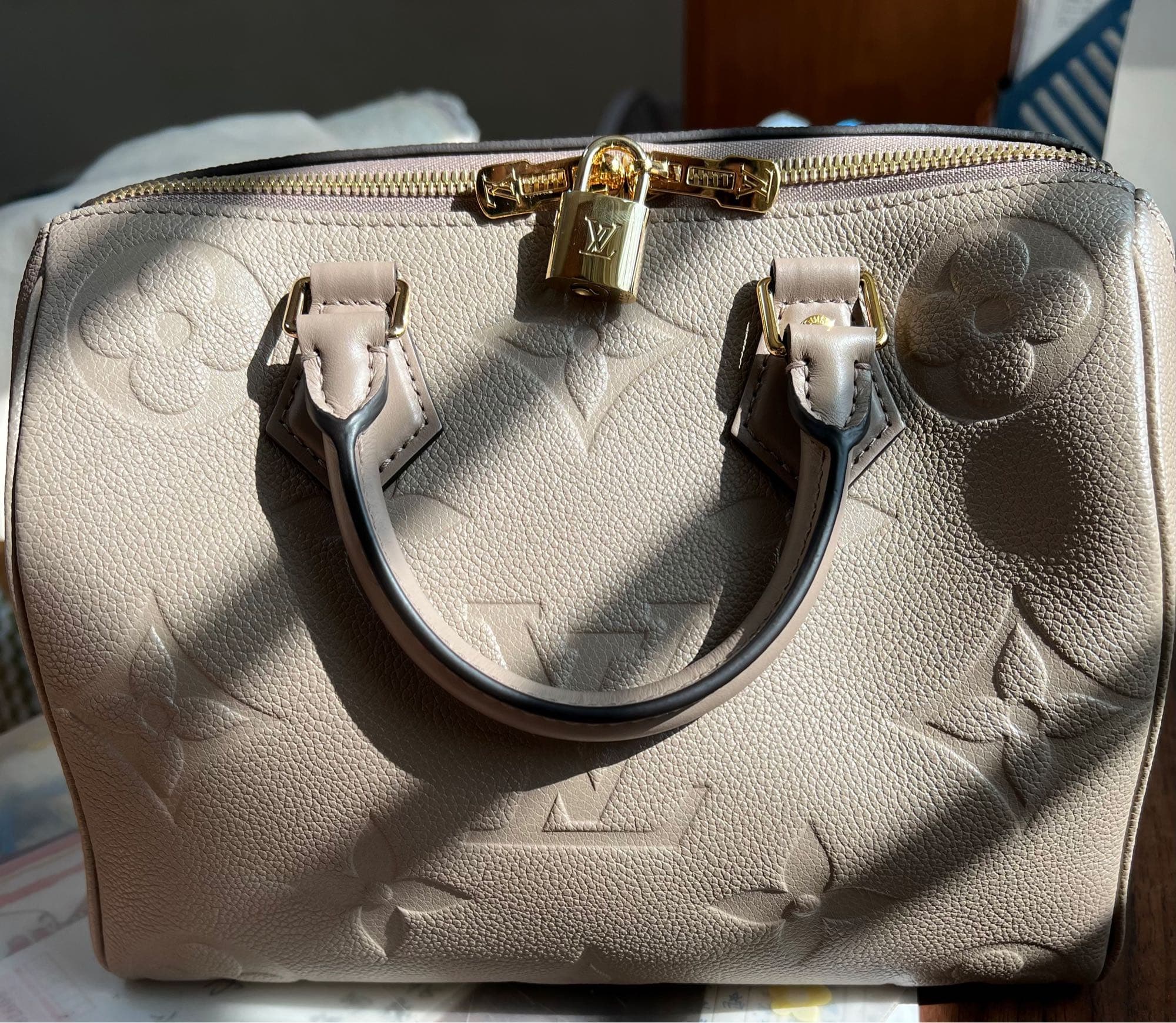 #開箱 #開箱 終於入手了LV Speedy 25 + LV靠櫃詳細初體驗分享 - 精品板 | Dcard