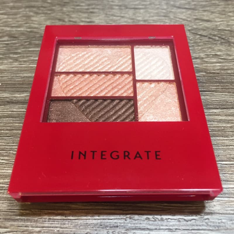 #圖 眼影們不專業試色🤗 - 美妝板 | Dcard