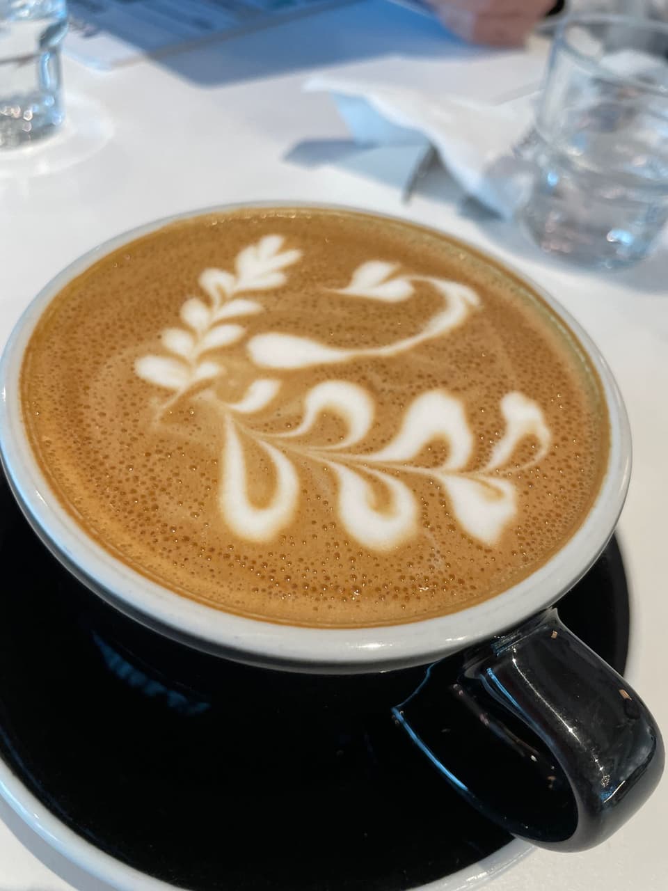 REC Coffee 日本福岡隱身在台中大樓裡 #人生自由式 - 美食板 | Dcard