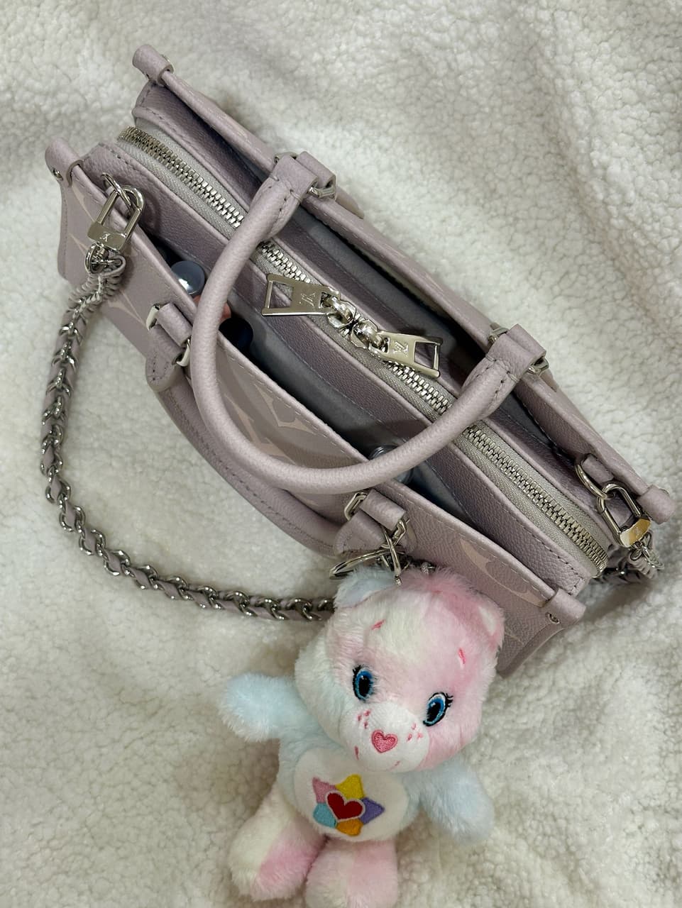 #分享 台北｜SOGO忠孝復興 LV - 精品板 | Dcard