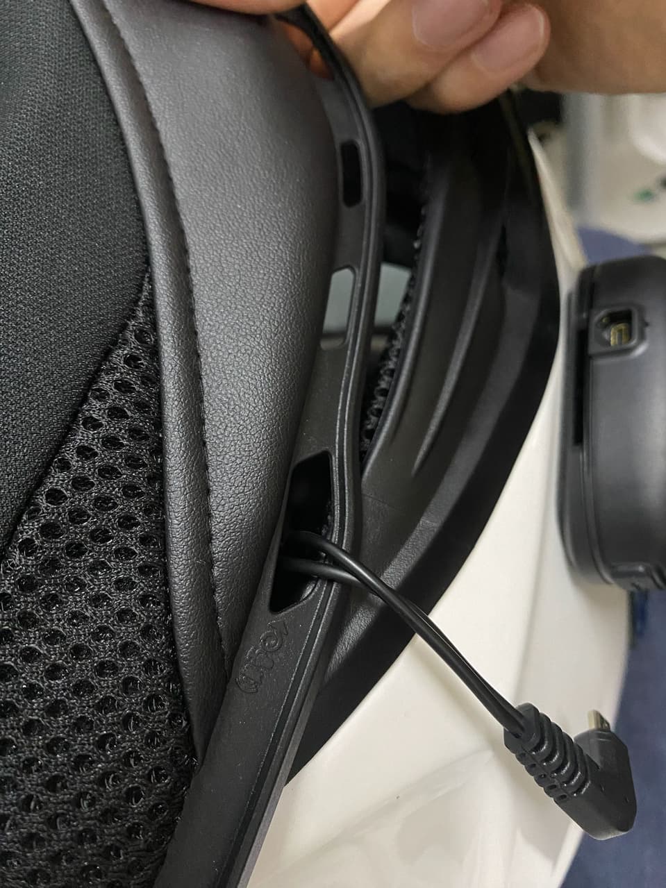 #人身部品 OGK AEROBLADE 6、SENA C10開箱 - 重機板 | Dcard