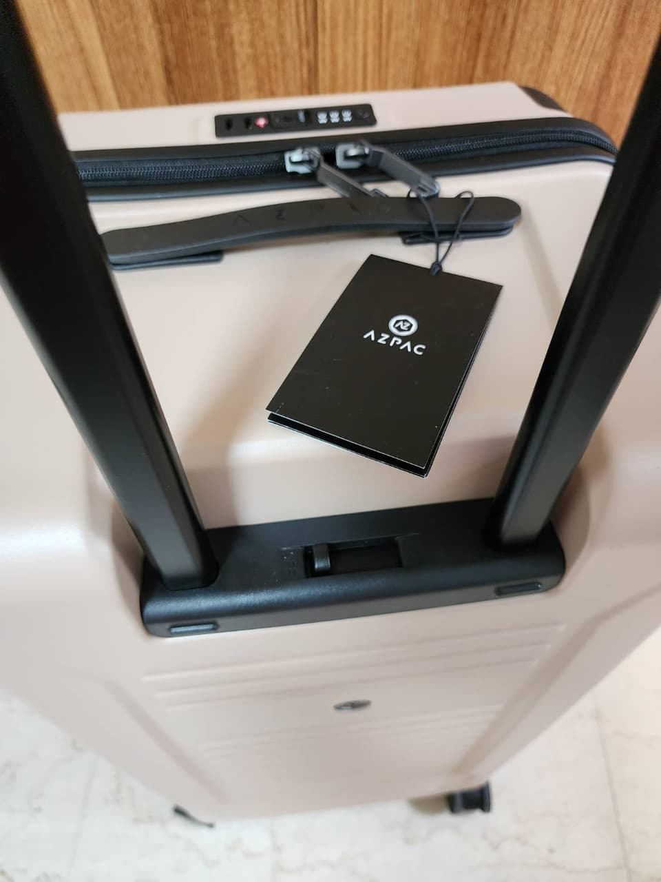 #其他 #其他 (開箱外觀)AZPAC Trucker 2.0 旅行箱-30吋奶茶色 - 旅遊板 | Dcard