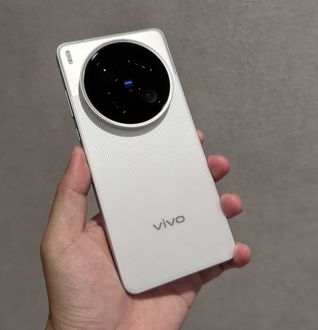 vivo X200 Ultra初步上手 - 好放HaveFun (@havefunyt) | Dcard