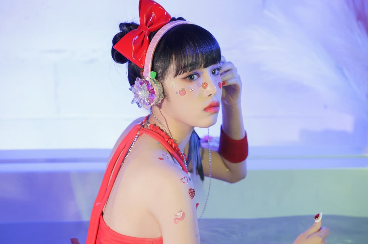 #分享 YENA崔叡娜從微笑女孩180度轉變的過程😊( 出道至今回顧 ) - 韓星板 | Dcard