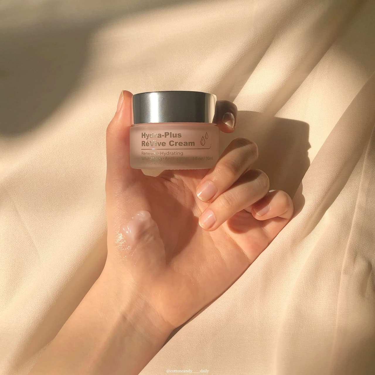 ☁️🍬’s 2023 Nov. ButyBox｜秋意濃濃禮盒🍁 - ☁️芸朵糖🍬 (@snowyuner) | Dcard