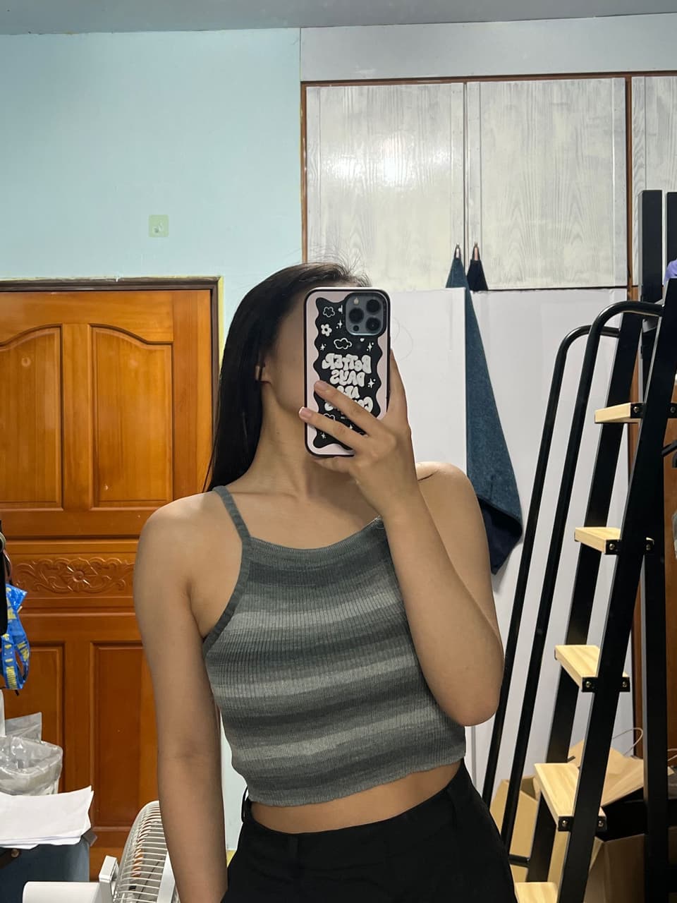 超適合度假的背心 - 風一般的女子 (@crklyj) | Dcard