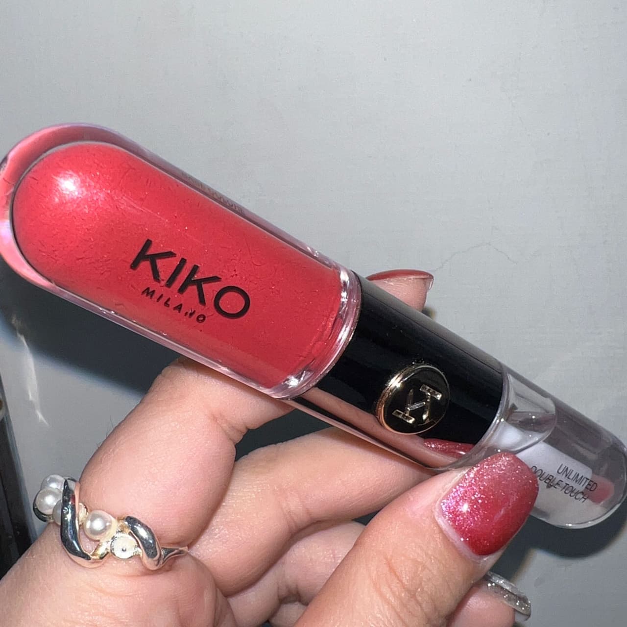 #分享 #更新# 閃閃發亮的碎鑽草莓色 🍓KIKO雙頭唇釉色號108 #過年武林 - 美妝板 | Dcard