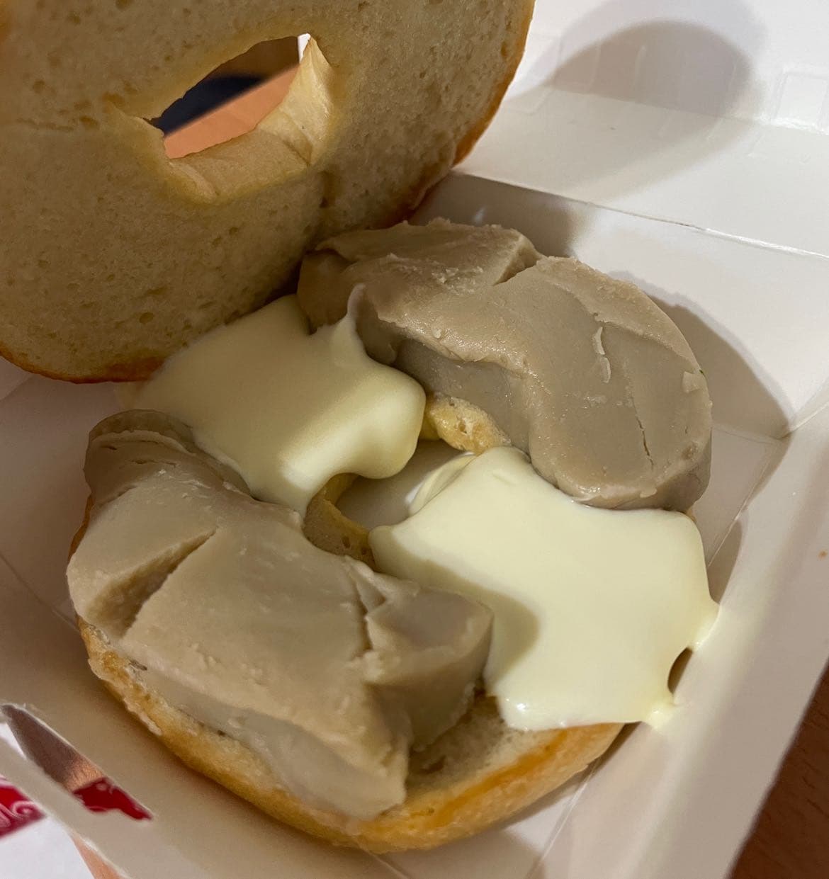 拉亞超厚芋泥乳酪貝果🥯 - B93 留言 | Dcard