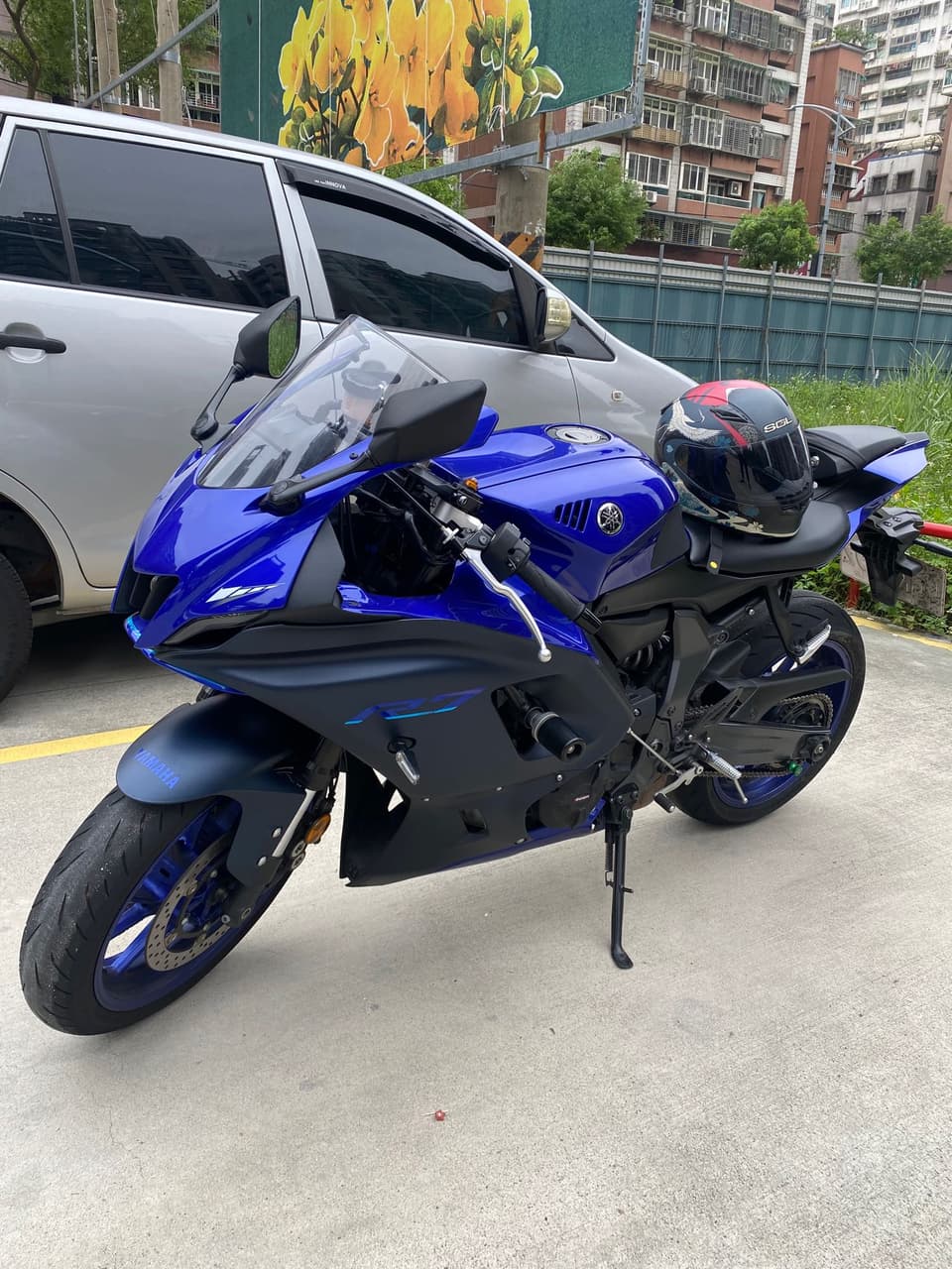 大型重型機車 請益r7坐姿 重機板 Dcard