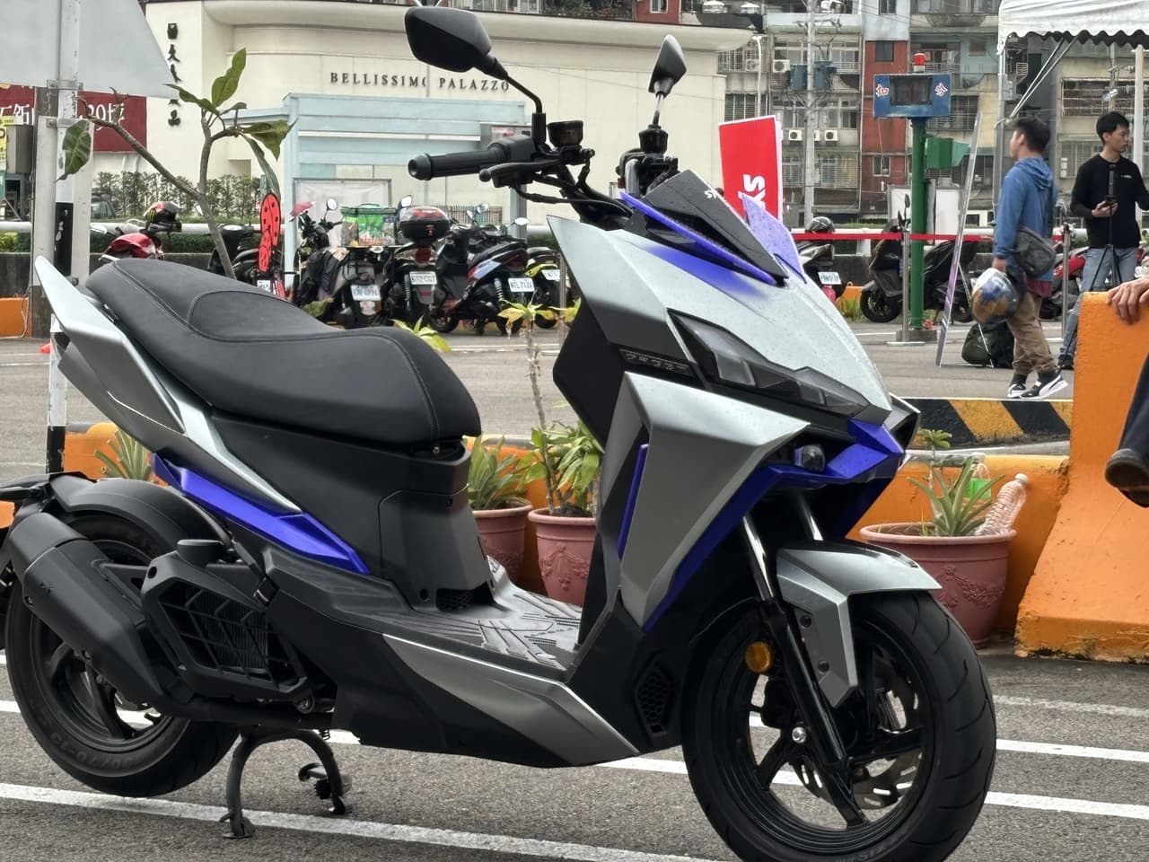 #其他 DRG二代試乘體驗 - 機車板 | Dcard