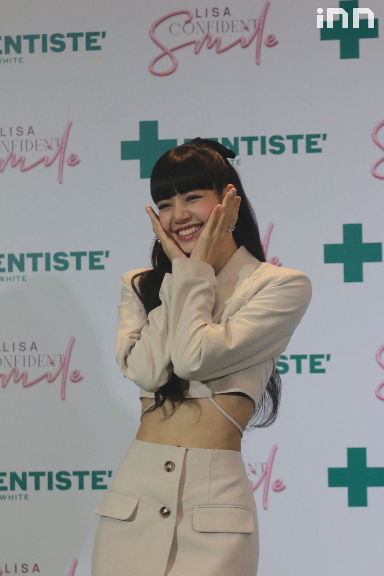 #分享 LISA出席DENTISTE泰國見面會🇹🇭 - BLACKPINK板 | Dcard