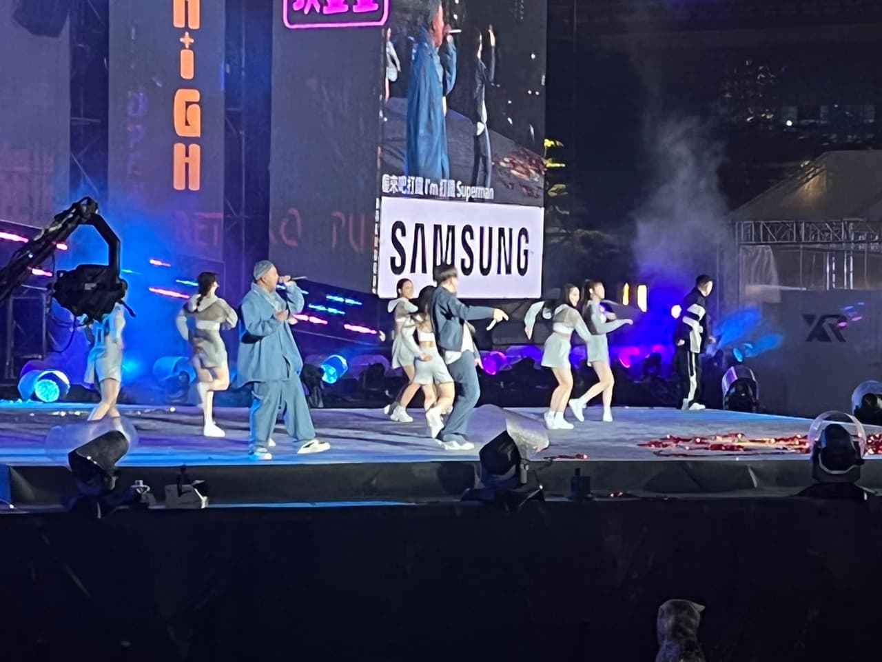 2023台北市府跨年VIP席 - 布丁貓 (@putingcat) | Dcard