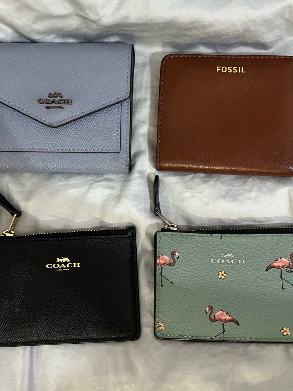 #我要賣 多款包包出清 Coach/MK/Fossil - 二手交易板 | Dcard