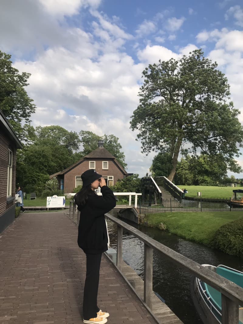 好糾結!😭MUAHMUAH 外套推哪一件 - B50 留言 | Dcard