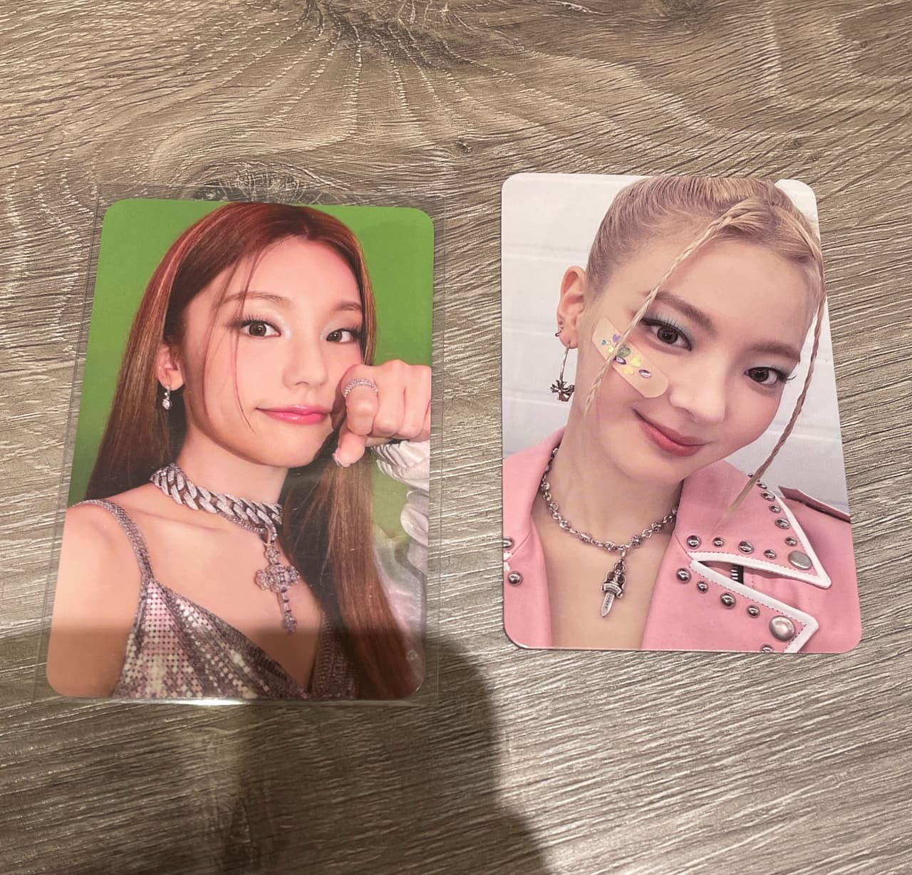 #詢問 #詢問 同張專輯的卡背 - ITZY板 | Dcard