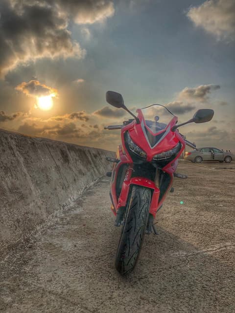 又帥又好騎CBR650R - 機車板 | Dcard