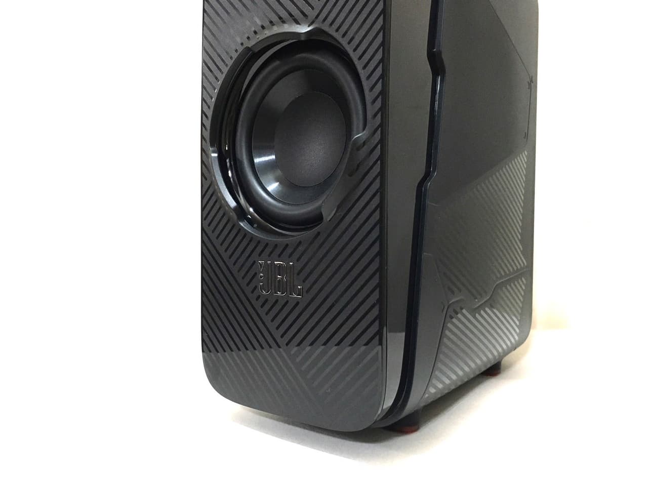 【R式分享】JBL Quantum Duo主動式電競、音樂兩用電腦藍牙喇叭 - 視聽設備板 | Dcard