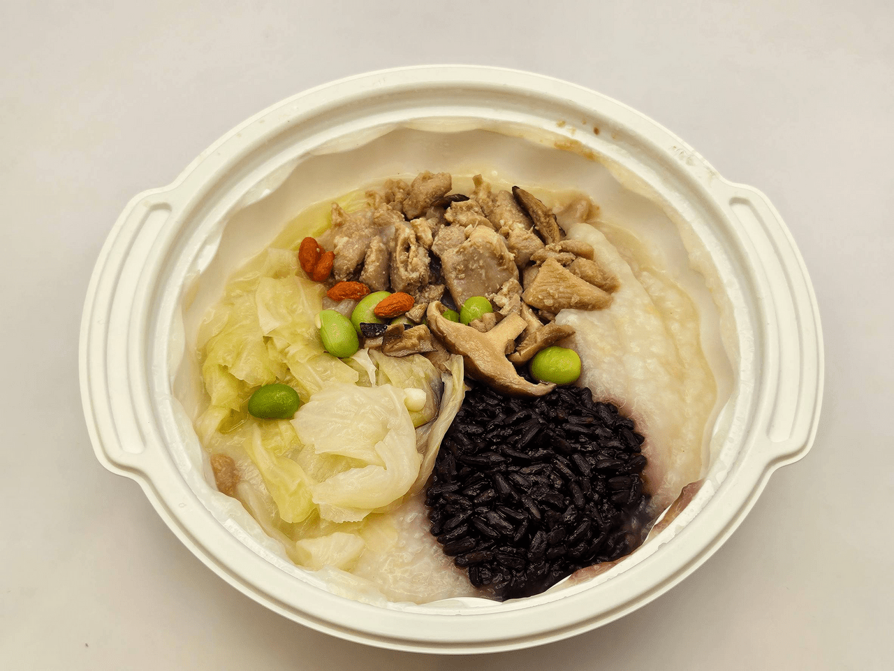 超商美食分享 不想踩雷請入內 Part7 #珍食分享 #季末草莓 #電力滿格密技 - 美食板 | Dcard